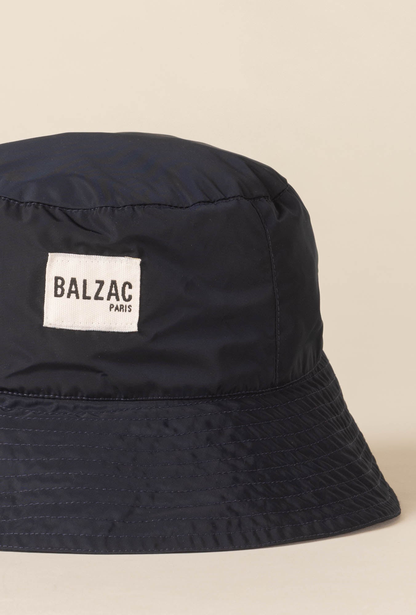Navy Neo-Betty rain hat - Balzac Paris
